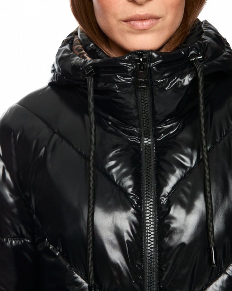 Bunda MARC CAIN SPORTS dámska ZS 12.08 W39 900 | BENOFASHION